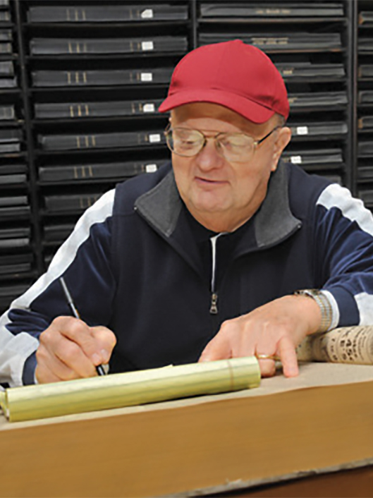 Larry Ebsch calls it a career after 70 years in newspapers | WNA